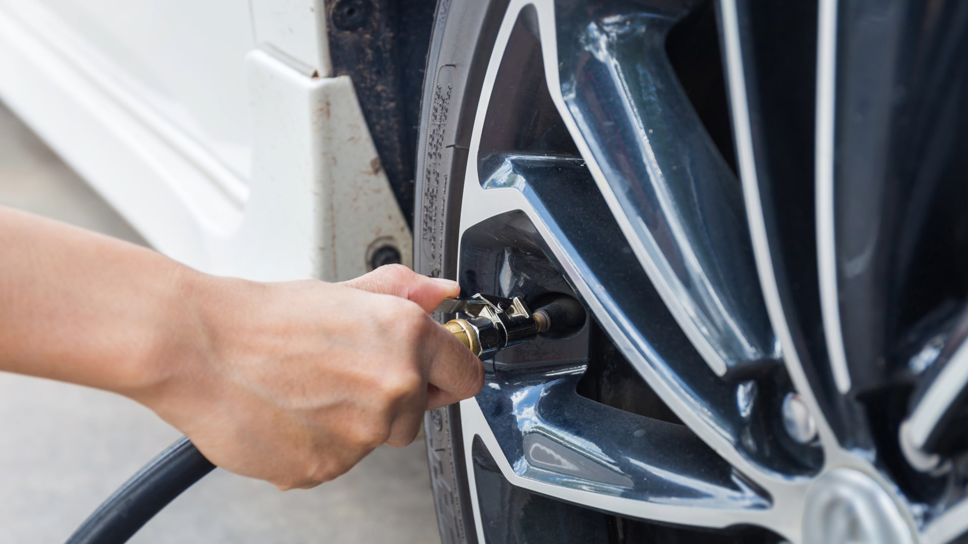 How to Put Air in Tires | SimpleTire