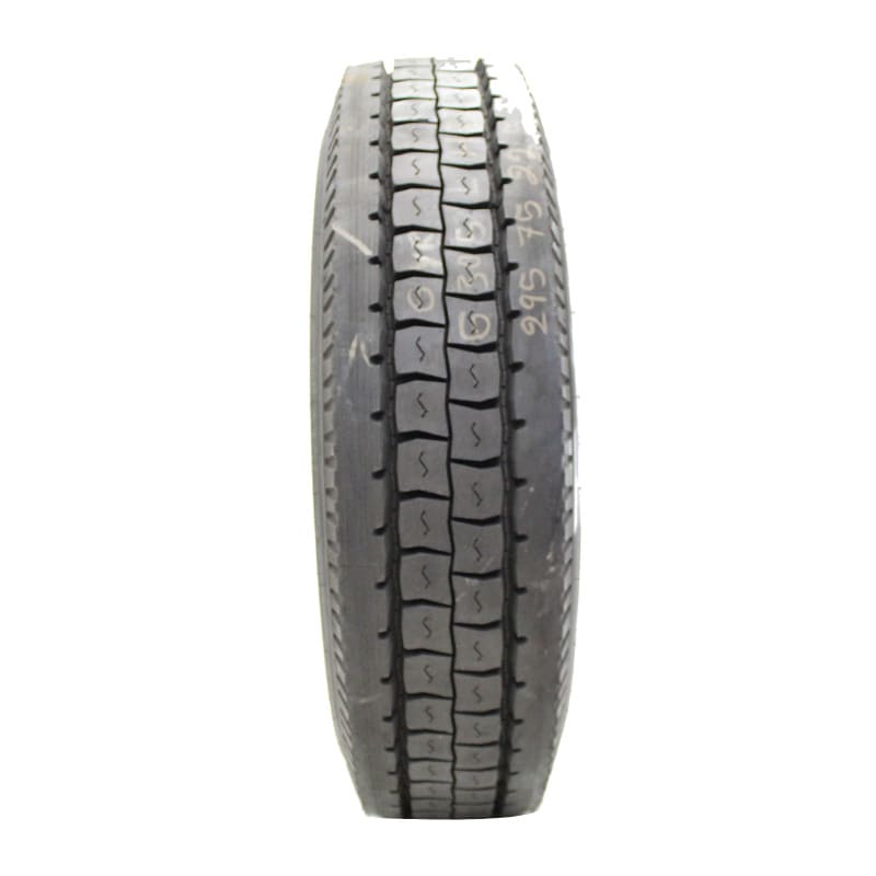 Buy Goodyear G305 LHD Fuel MAX Tires Online | SimpleTire